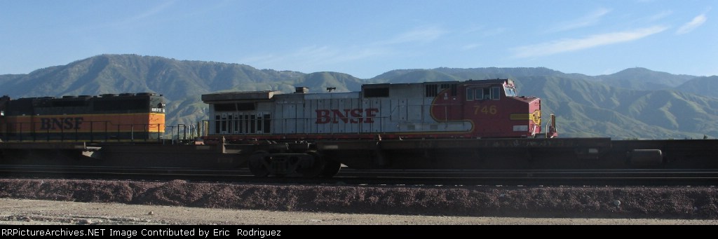 BNSF 746